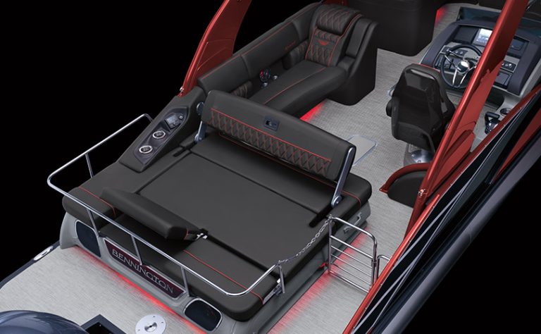 10 Smart Pontoon Boat Layout Ideas That Save Space